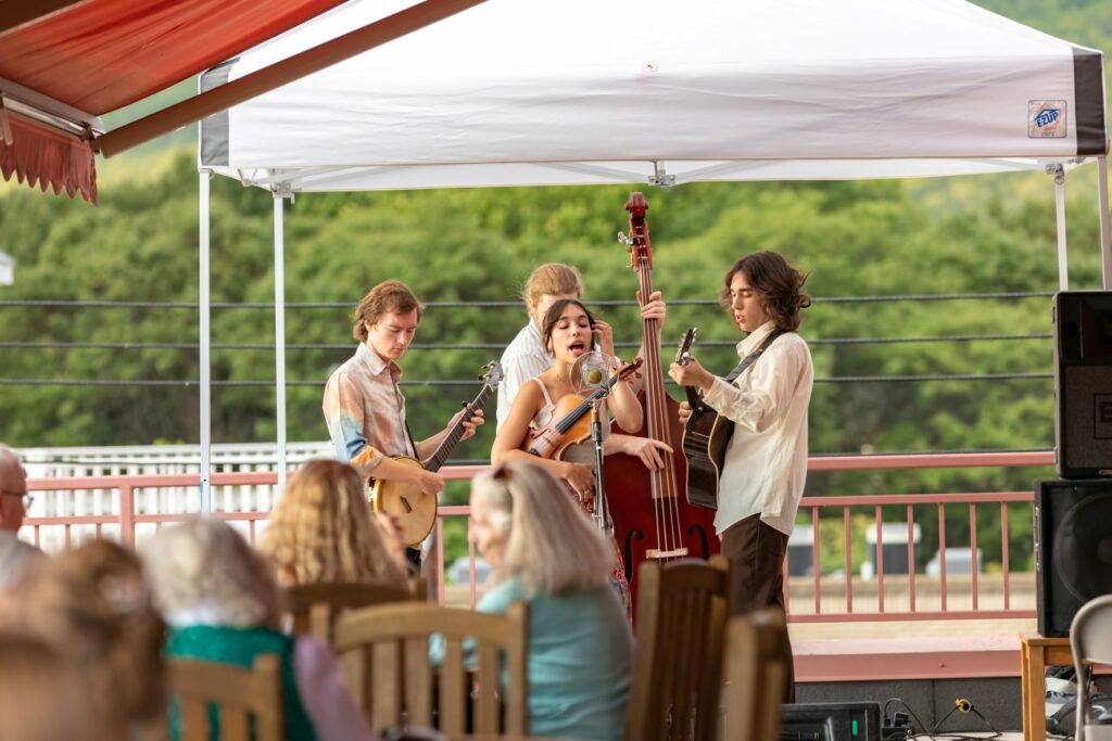 Works – 19th Century American Art – Collections – eMuseum